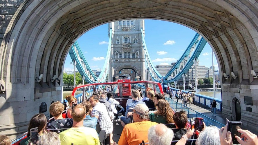 London Sightseeing Tour Tickets - Guided Bus Tour London