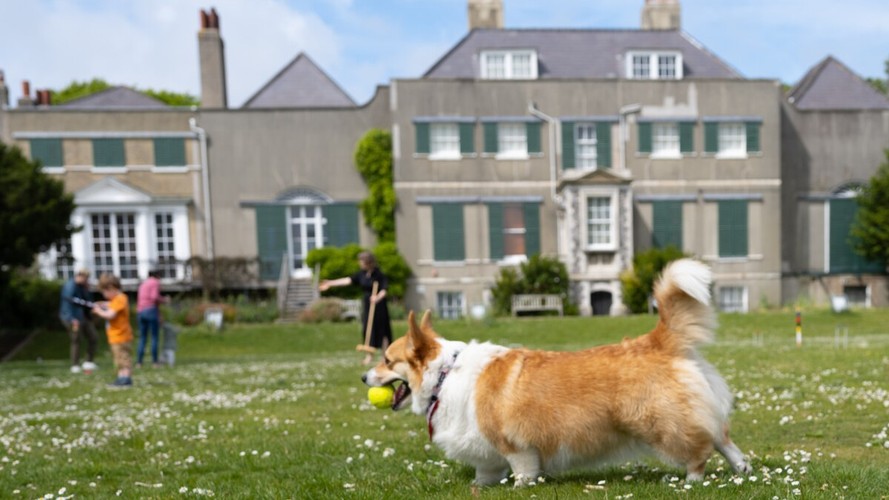 Preston Manor Tickets - Preston Manor and Gardens