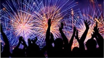 Widnes Fireworks Night Tickets - Free £5 Voucher