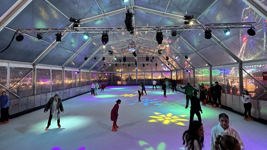 Ice Skating Tickets - Reading Winter Wonderland Ice Rink