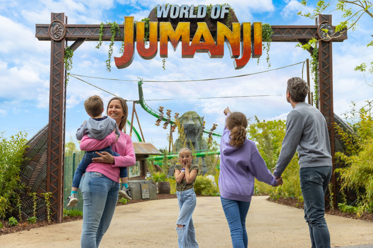 Save £25 PLUS when you book online - Chessington World of Adventures ...