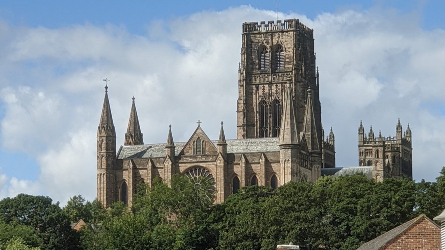 Iles Tours - Tours in Newcastle