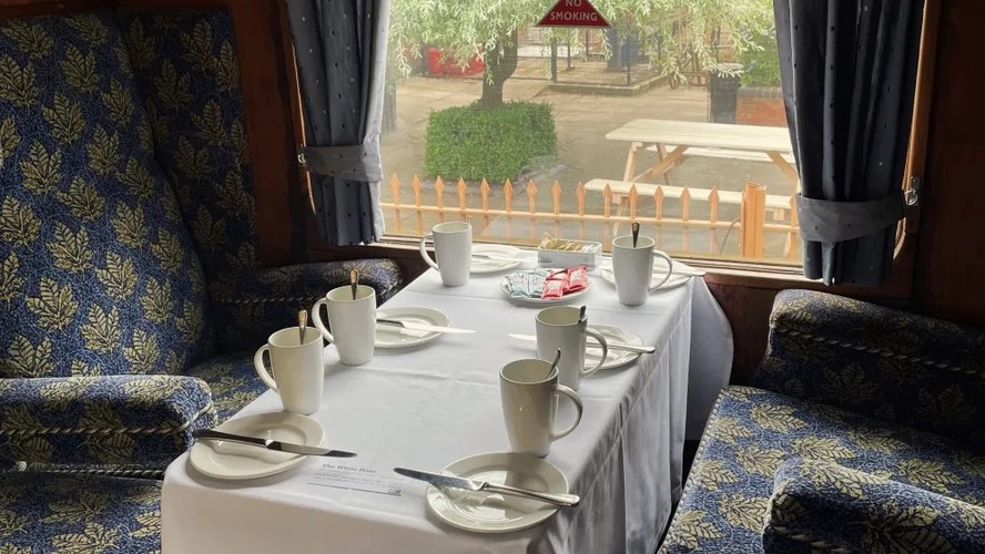 Shakespeare Express Tickets - Afternoon Tea Steam Train