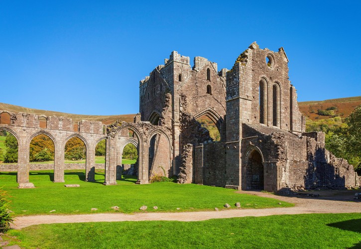 Llanthony Priory