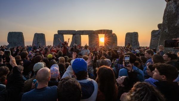 Stonehenge Summer Solstice Tour - Visit Stonehenge